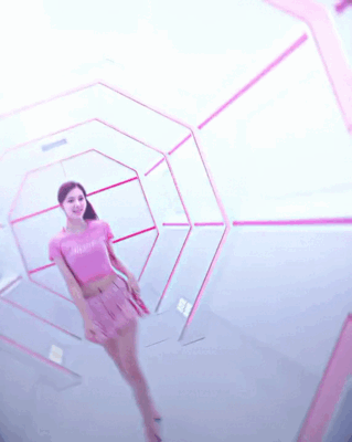 Magic Hour | YUNA - Itzy Edit - Video Face Swap Template