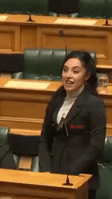 Magic Hour | Haka Māori - Video Face Swap Template